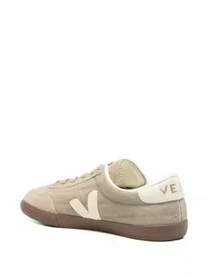 VEJA Panenka Sneakers