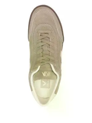 VEJA Panenka Sneakers
