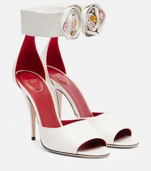 Valentino Garavani Drip Rose Embellished Leather Sandals - White