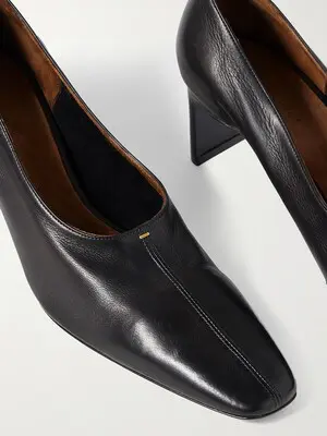 Khaite Cecilia Leather Pumps