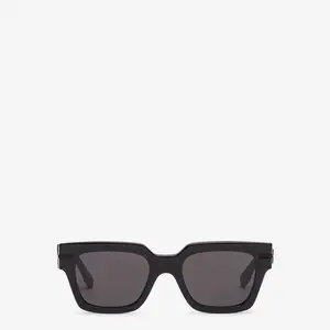 Fendi Fendigraphy Sunglasses - Black
