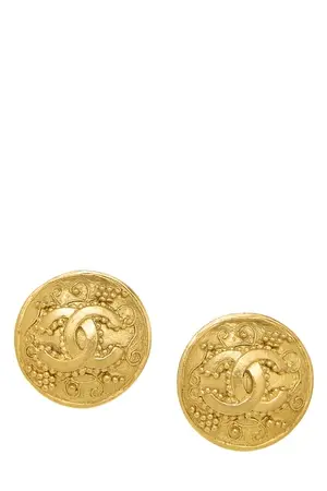 Chanel Cc Round Grapevine Clip-on Earrings - Gold