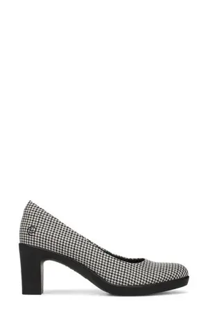 LIFESTRIDE Elevate Platform Pumps - Black/bone