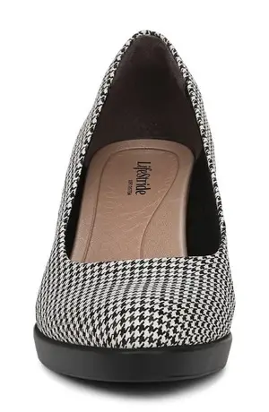 LIFESTRIDE Elevate Platform Pumps - Black/bone