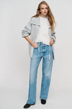 FLAT WHITE Collared Whipstitch Cardigan Sweater