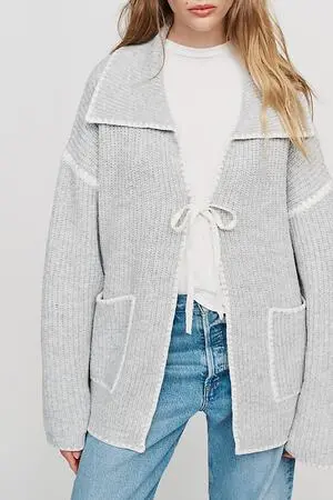 FLAT WHITE Collared Whipstitch Cardigan Sweater