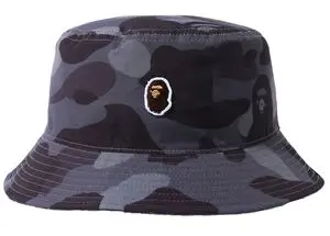 A BATHING APE Camo Bucket Hat - Burgundy