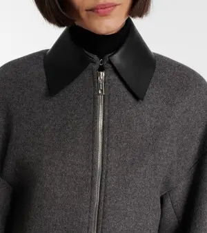 Sportmax Vacuo Cropped Virgin Wool Jacket