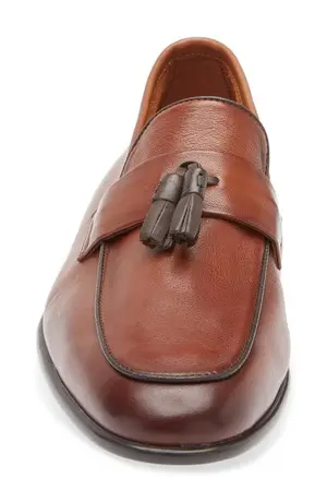 Steve Madden Biscayne Tassel Loafer - Tan