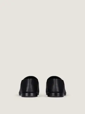 Givenchy Label Leather Loafers - Black
