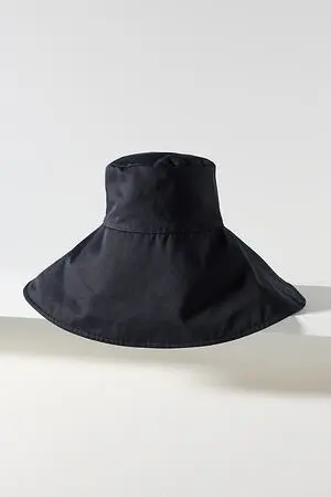 VAN PALMA Ava Bucket Hat By