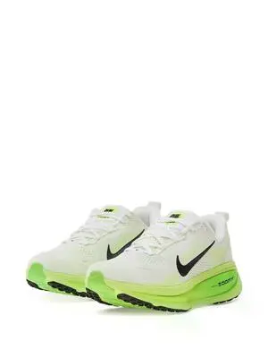 Nike Vomero 18 Sneakers
