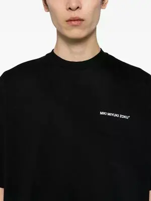 MKI MIYUKI ZOKU Logo-print Drop-shoulder T-shirt - Black