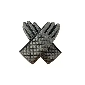 YOUZEY Quilted Gloves - Black