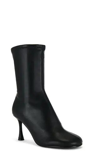 Steve Madden Lorenza Boots