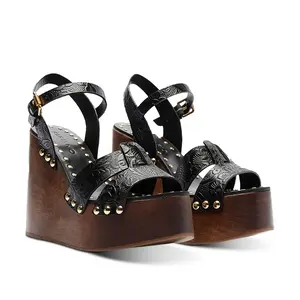 Farm Rio Embossed Wedge Sandals - Black