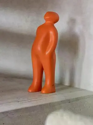 GARDECO Large The Visitor Ceramic Figurine
