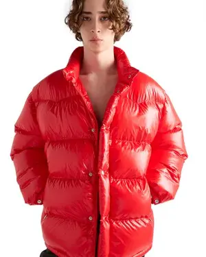 Prada Medium-weight Re-nylon Down Jacket - Red