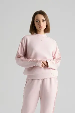 LE FAFO Lightweight Sweatshirt With Rhinestone Detail - Light Pink