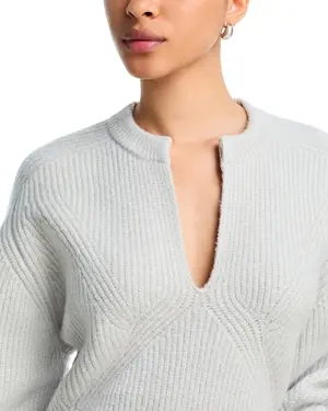 Aqua V-neck Sweater - Heathered Dove