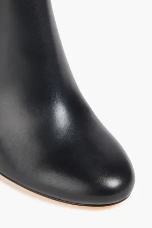 STUART WEITZMAN Celina Leather Chelsea Boots