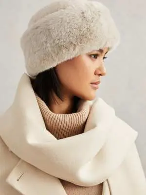 REISS Faux Fur Hat - Off White