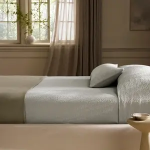 BOLL & BRANCH Dappled Vela Classic Coverlet, Full/queen - Mist