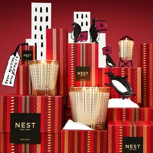 NEST NEW YORK Holiday Grand Candle 77.2 Oz