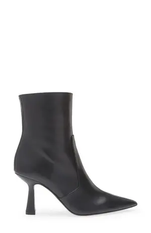 STUART WEITZMAN Super Sculpt Zip Bootie
