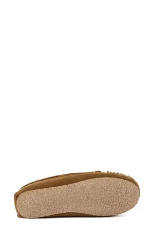 Minnetonka Cosi Faux Shearling Slipper - Tan