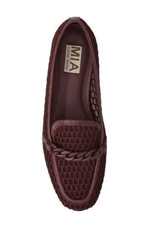 Mia Bailee Mesh Loafer - Burgundy