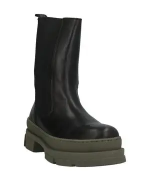 Steve Madden Soft Leather Ankle Boots