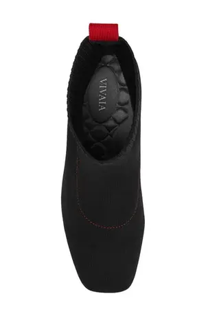 Vivaia Square-toe Heeled Boots - Black/ruby Red