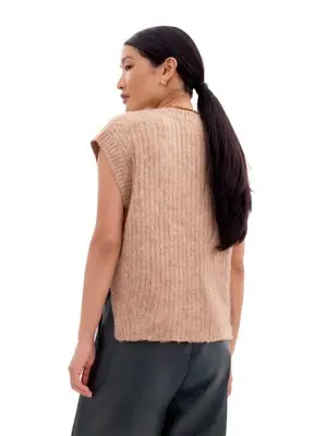 RO&ZO Knit V-neck Sleeveless Vest - Caramel