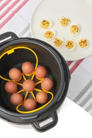 CUISIPRO Silicone Egg Rack
