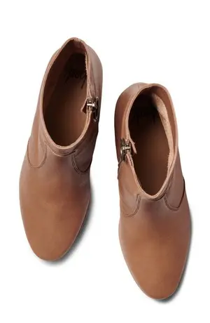 Beek Catbird Bootie - Tan