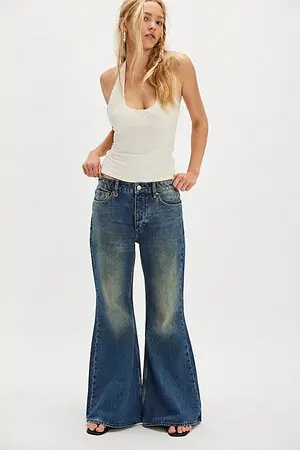 Neuw Faded Jeans For Women