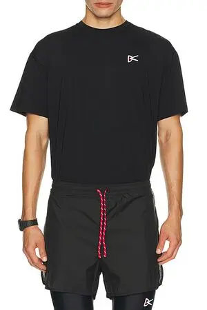 DISTRICT VISION Short Sleeve T-shirt