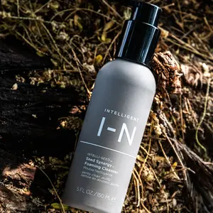 INTELLIGENT NUTRIENTS Seed Synergy Foaming Cleanser
