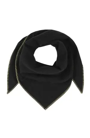 Echo Oversize Triangle Wrap - Black