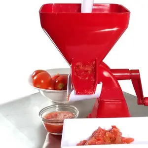 NORPRO 2.25 Quart Jumbo Tomato Press