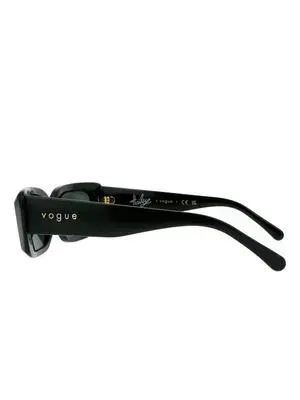 VOGUE EYEWEAR Rectangle-frame Sunglasses - Black