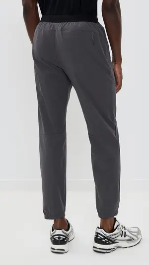 Beyond Yoga On The Go Joggers - Graphite