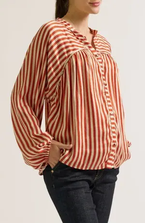 Cache Coeur Button Up Tops