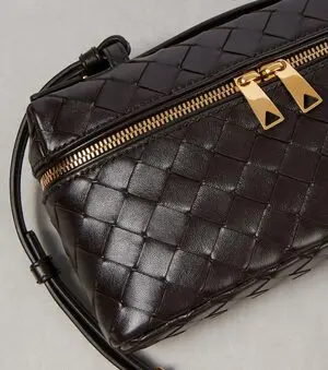 Bottega Veneta Bang Bang Intrecciato Leather Vanity Bag - Brown