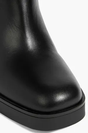 STUART WEITZMAN Bethenny Leather Block Heel Ankle Boots