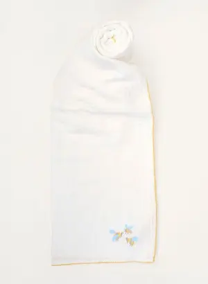 TIMO & VIOLET Bumblebee Embroidered Shawl Blanket - White