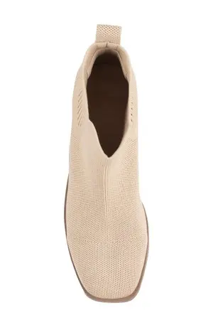 Tahari Roundabout Knit Bootie - Natural