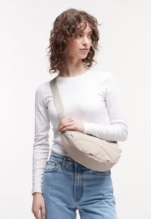 GOT BAG Wavy Puffer Recycled Nylon Moon Bag - Scallop