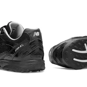 NEW BALANCE 204l Sneaker - Black